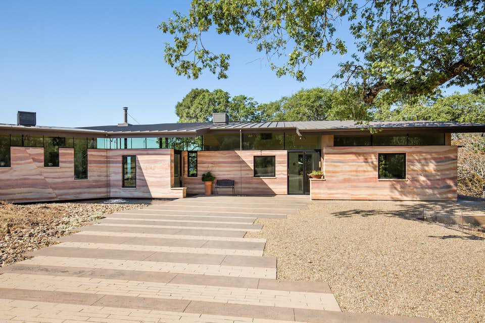 Stunning Family Compound (181 Photos) - Dwell