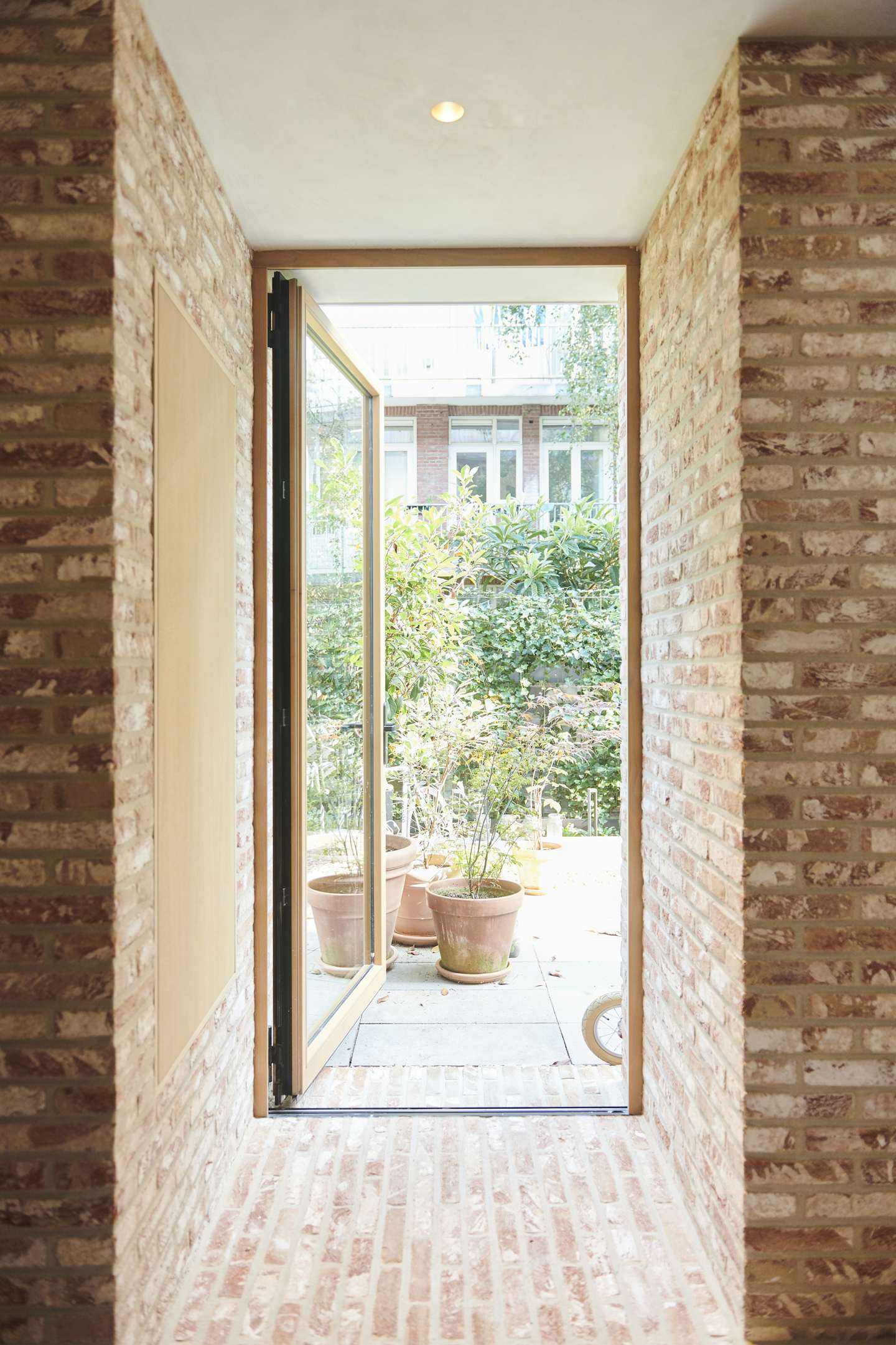 Photo 13 of 21 in In Amsterdam, Where Homes Stand Cheek by Jowl, an ...