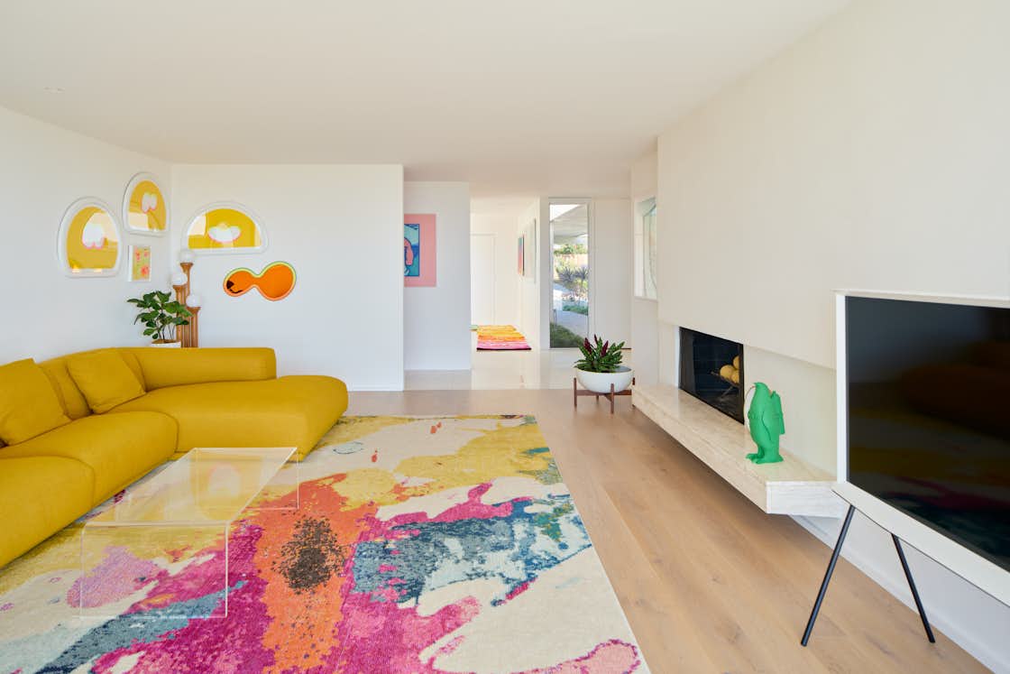 Photo 15 of 22 in Craft Guru Amy Tangerine’s Midcentury-Modern Makeover ...