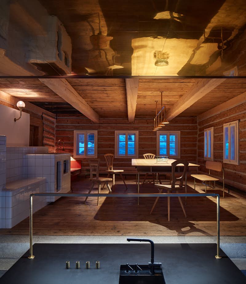 A Hidden Glass Extension With a Reflective Ceiling Cracks Open a ...