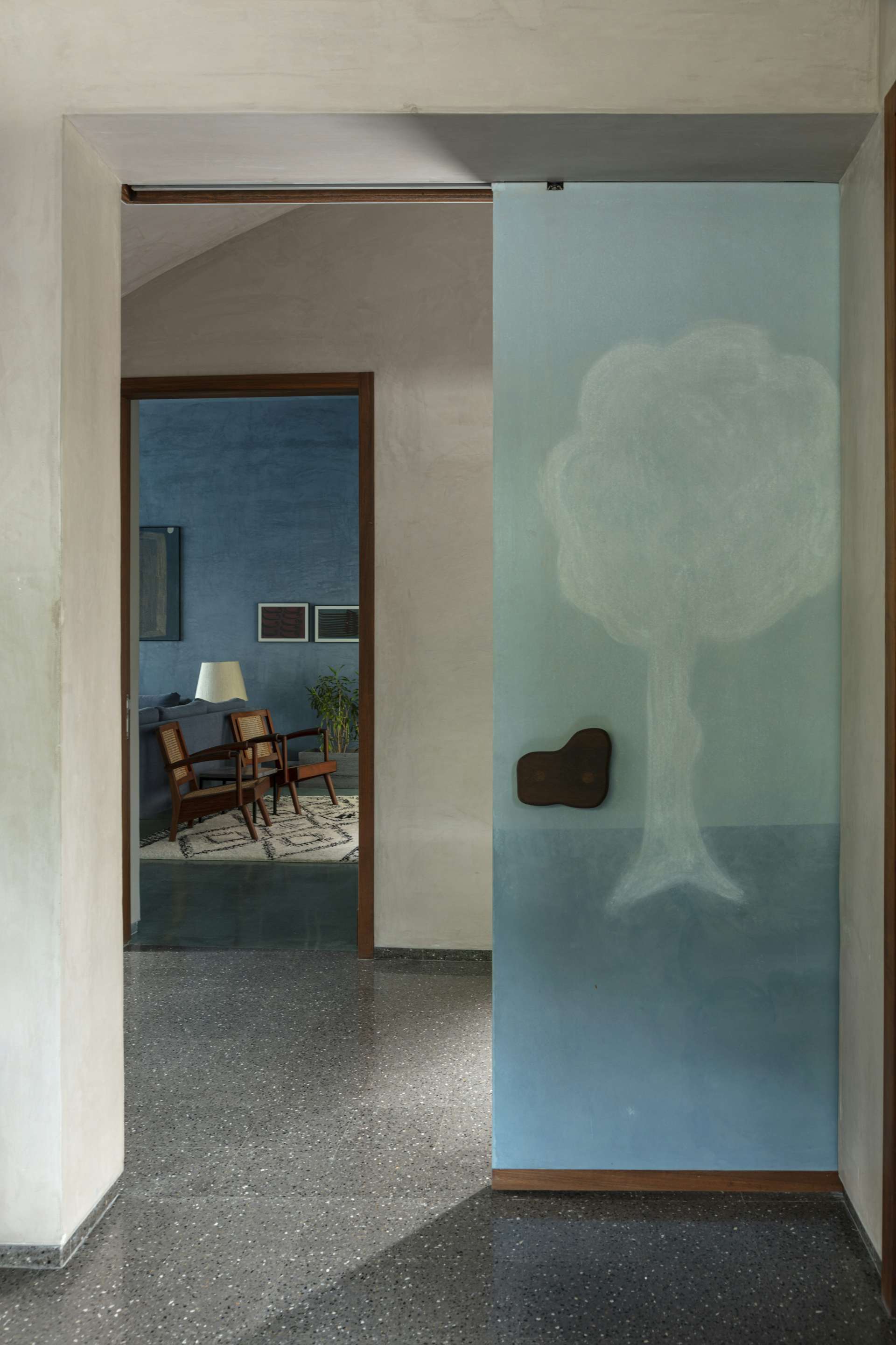 A Courtyard Home Designed for Natural Cooling Beats the Dry Heat - Dwell