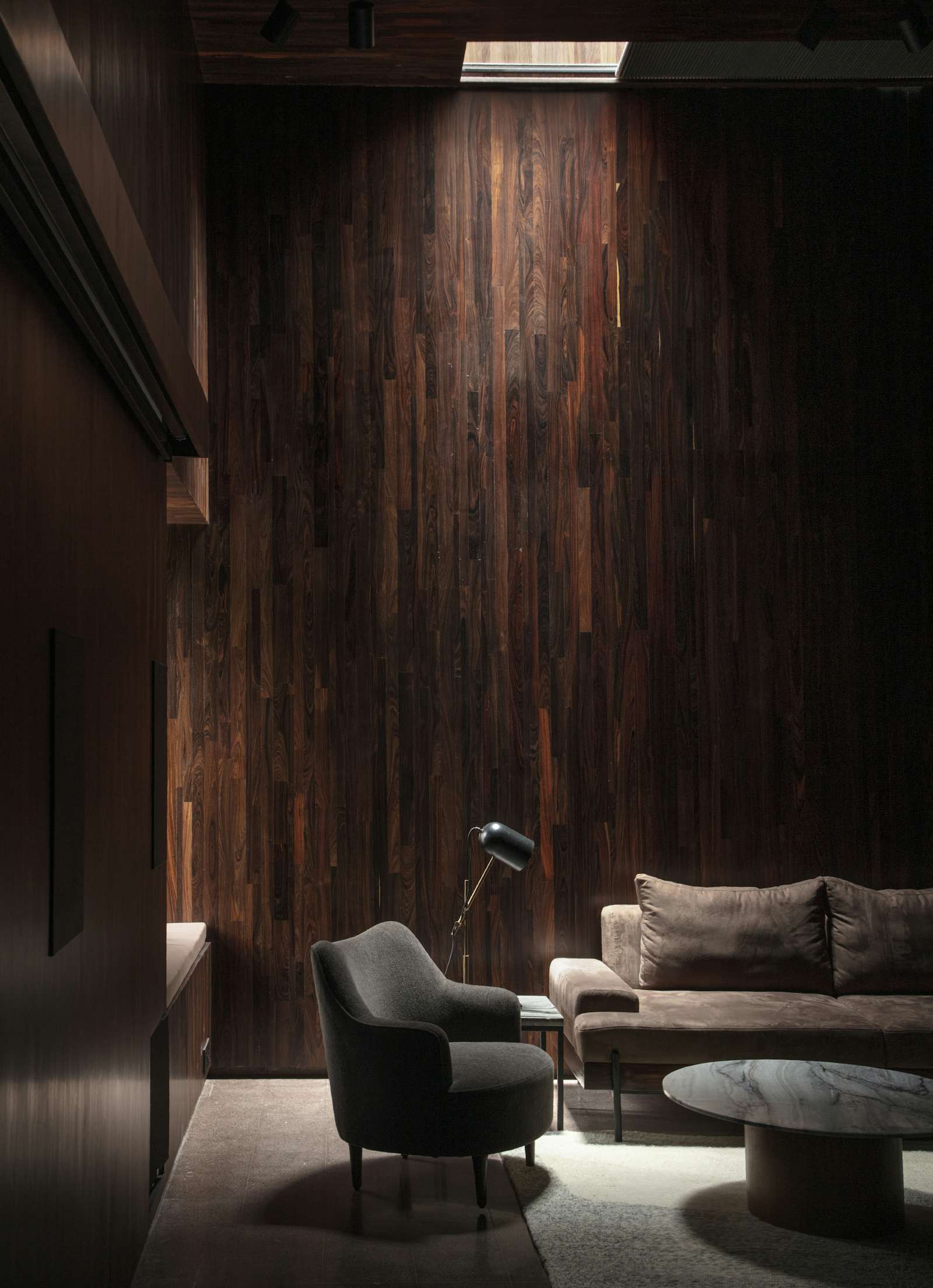 Photo 18 of 19 in A Courtyard Home Designed for Natural Cooling Beats ...