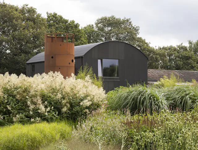 Photo 2 of 9 in A Historic Dutch Barn Becomes a Home in Britain’s ...