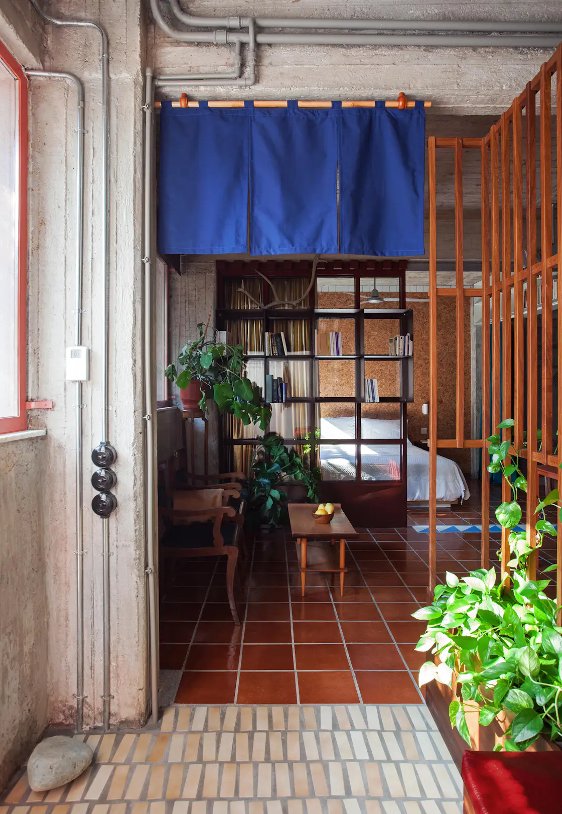 A Basement in Greece Finds a New Purpose as a Space-Saving Apartment ...