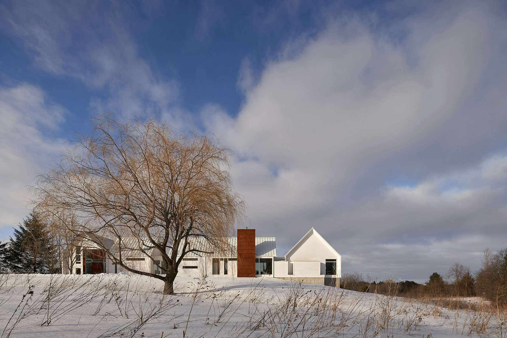 Photo 2 of 16 in A Snow-White Home in Rural Ontario Freshens Up the ...