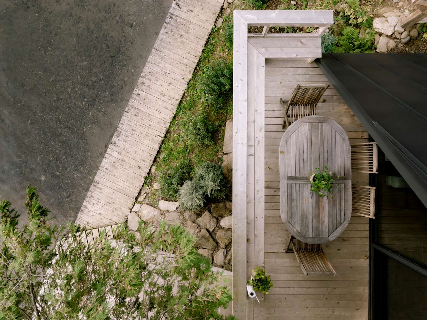 Photo 2 of 15 in Ever Seen a Reading Nook That’s a Net? - Dwell