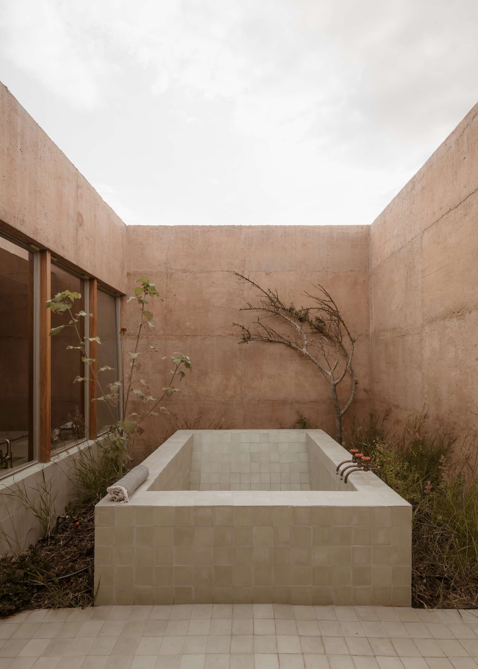 Photo 22 of 22 in This Pink-Hued Concrete Home in Mexico Exudes a ...