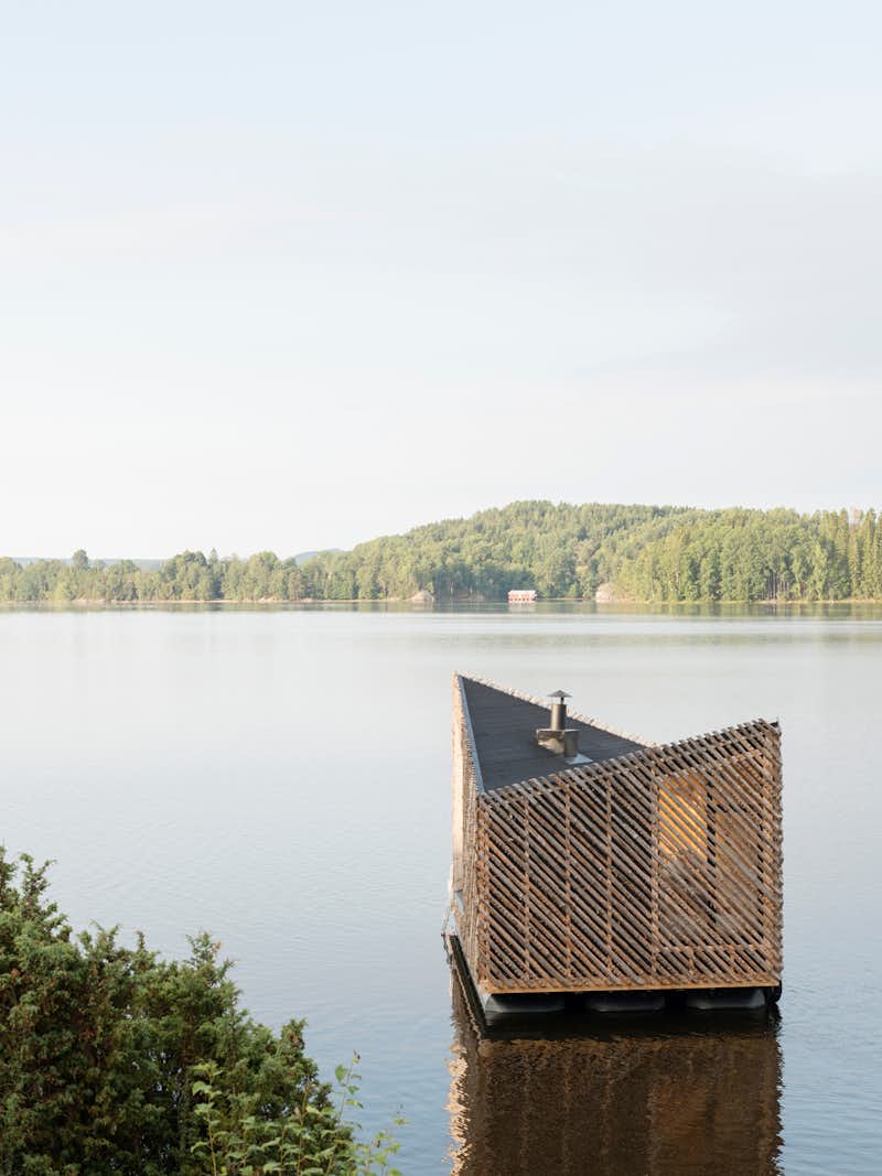 Photo 6 of 10 in You Can Rent This Floating Cabin That Cruises the ...