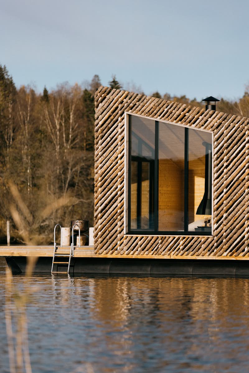 Photo 4 of 10 in You Can Rent This Floating Cabin That Cruises the ...