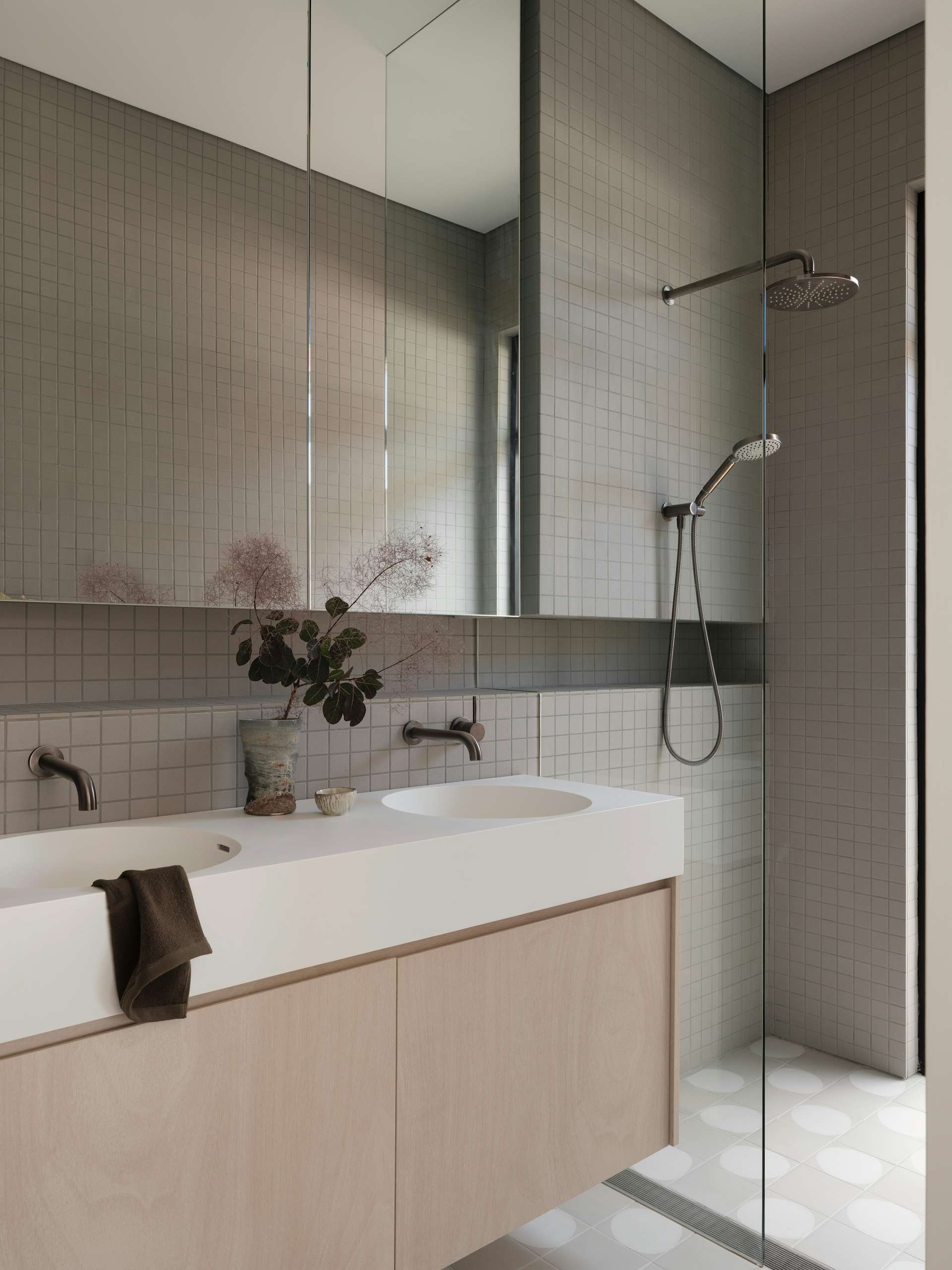 Photo 11 of 12 in This Heavenly Add-On Gives One Sydney Family All the ...