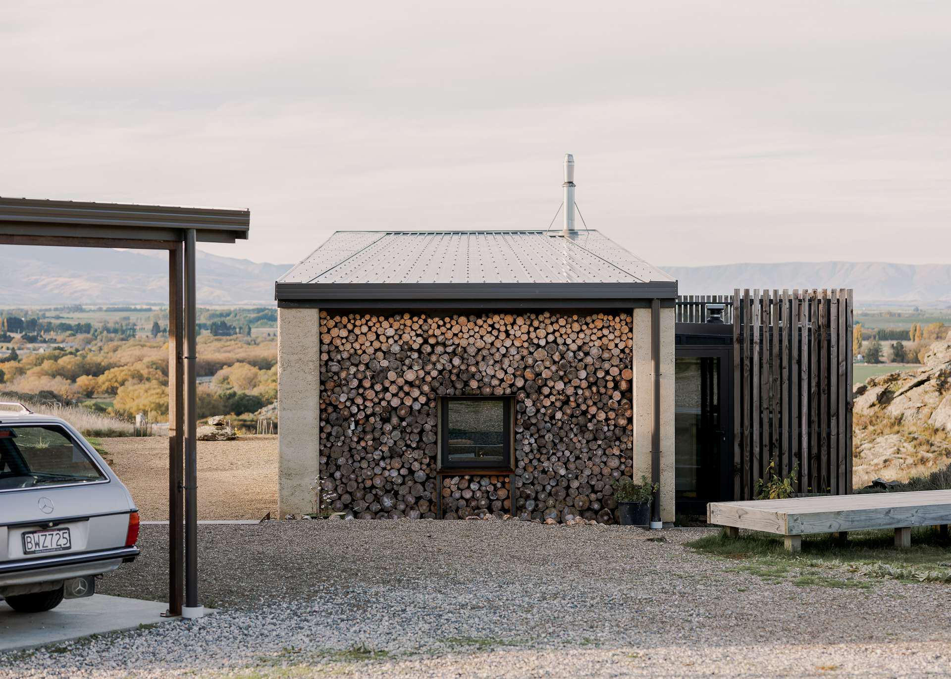 This Rammed Earth Home in Remote New Zealand Has Some Sizzling ...