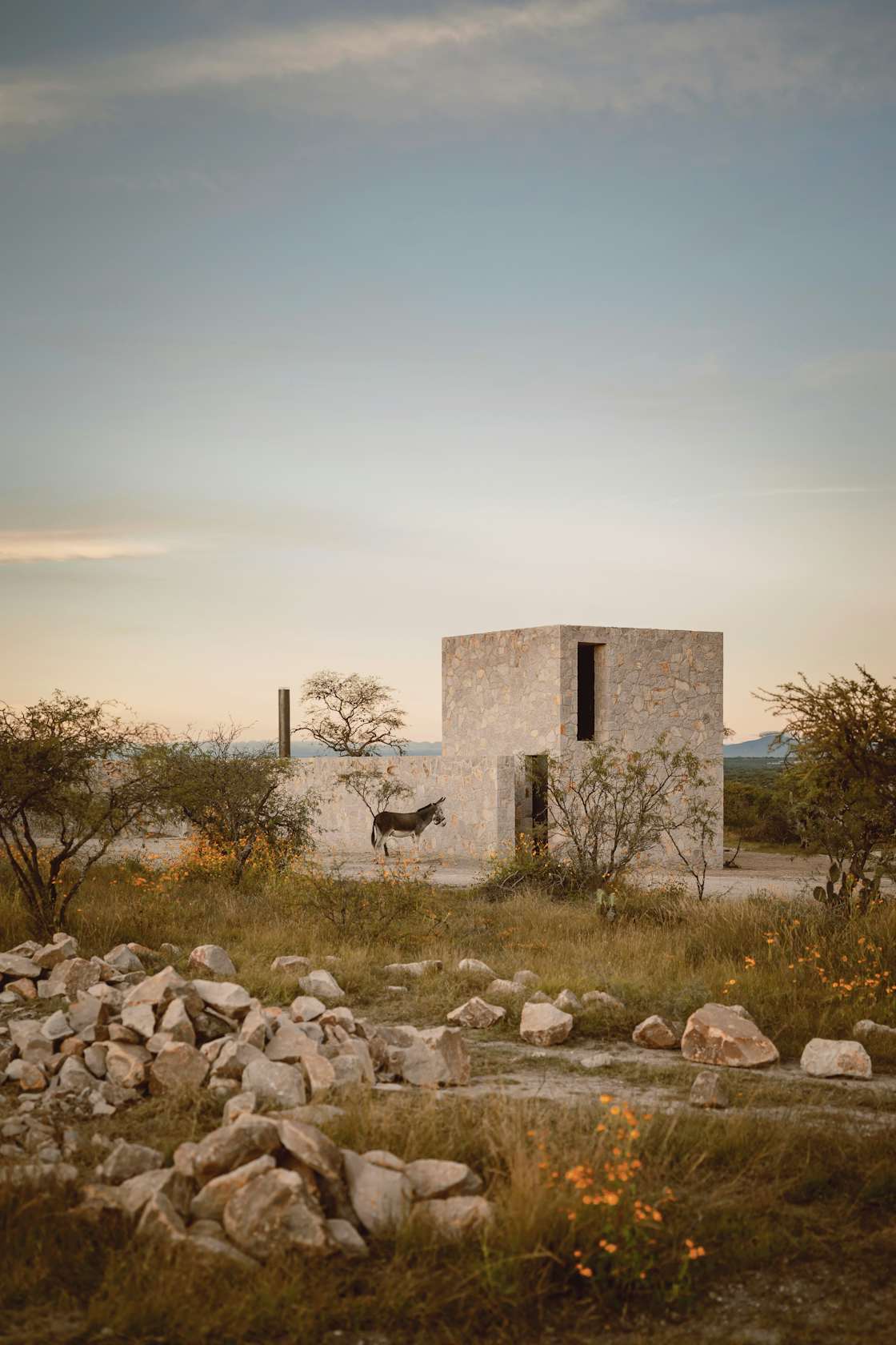 Photo 5 of 16 in In Mexico, Monolithic Stone Walls Make for a Home as ...