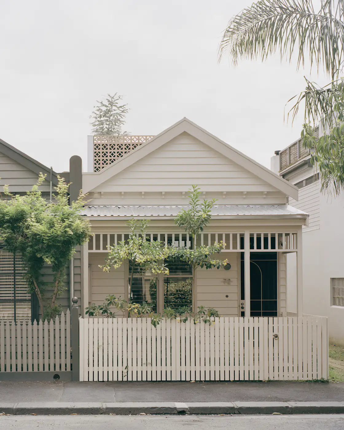 Photo 1 of 23 in Breeze-Block Lovers, This Cottage Renovation in ...