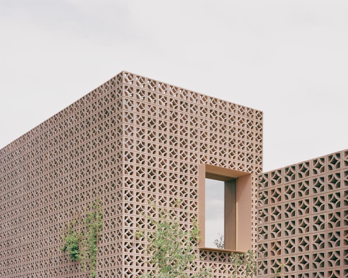 Photo 3 of 23 in Breeze-Block Lovers, This Cottage Renovation in ...