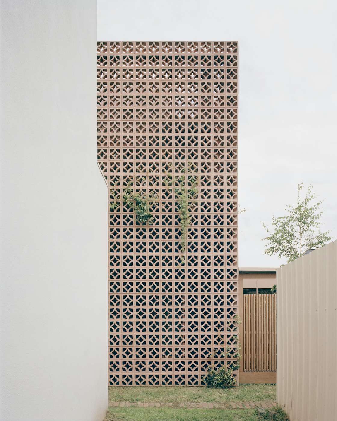 Photo 4 of 23 in Breeze-Block Lovers, This Cottage Renovation in ...