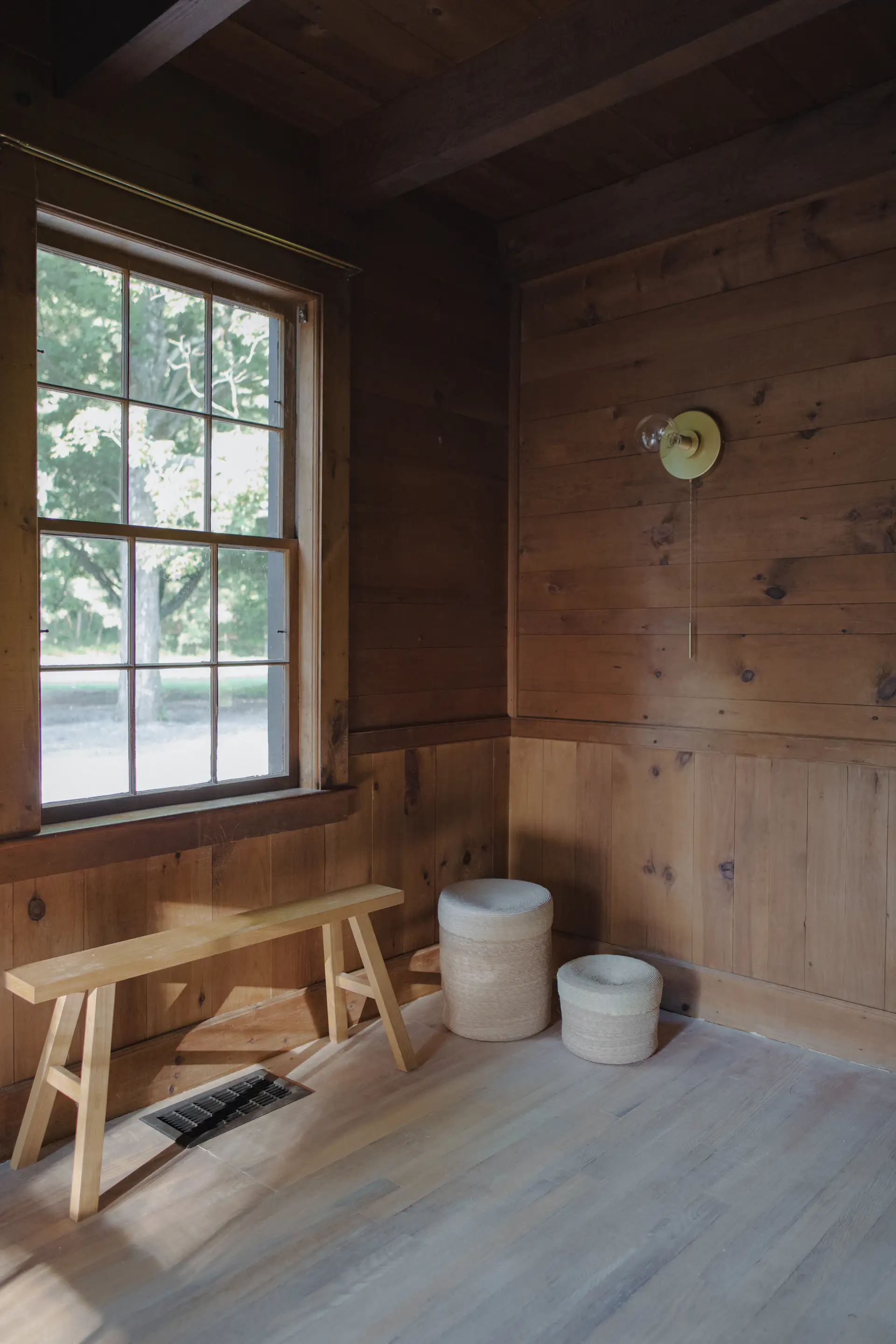 Photo 5 of 16 in Refreshing This 1930s Catskills Cabin Made It Just the ...