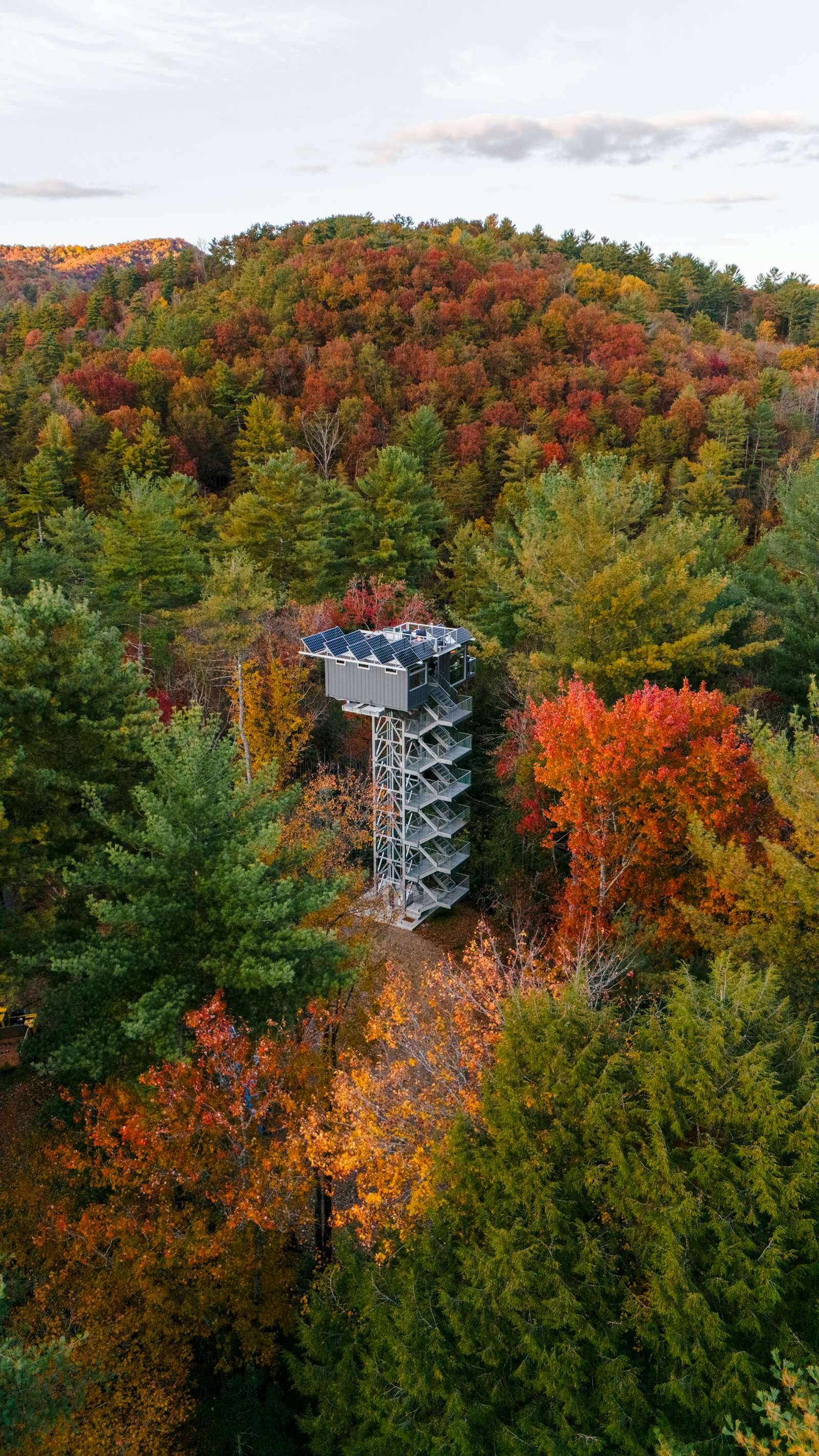 Photo 1 of 15 in It’s Your Average Off-Grid Shipping Container Home ...