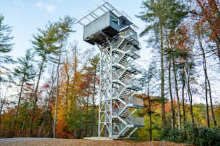 It’s Your Average Off-Grid Shipping Container Home—Just Set on a Tall ...