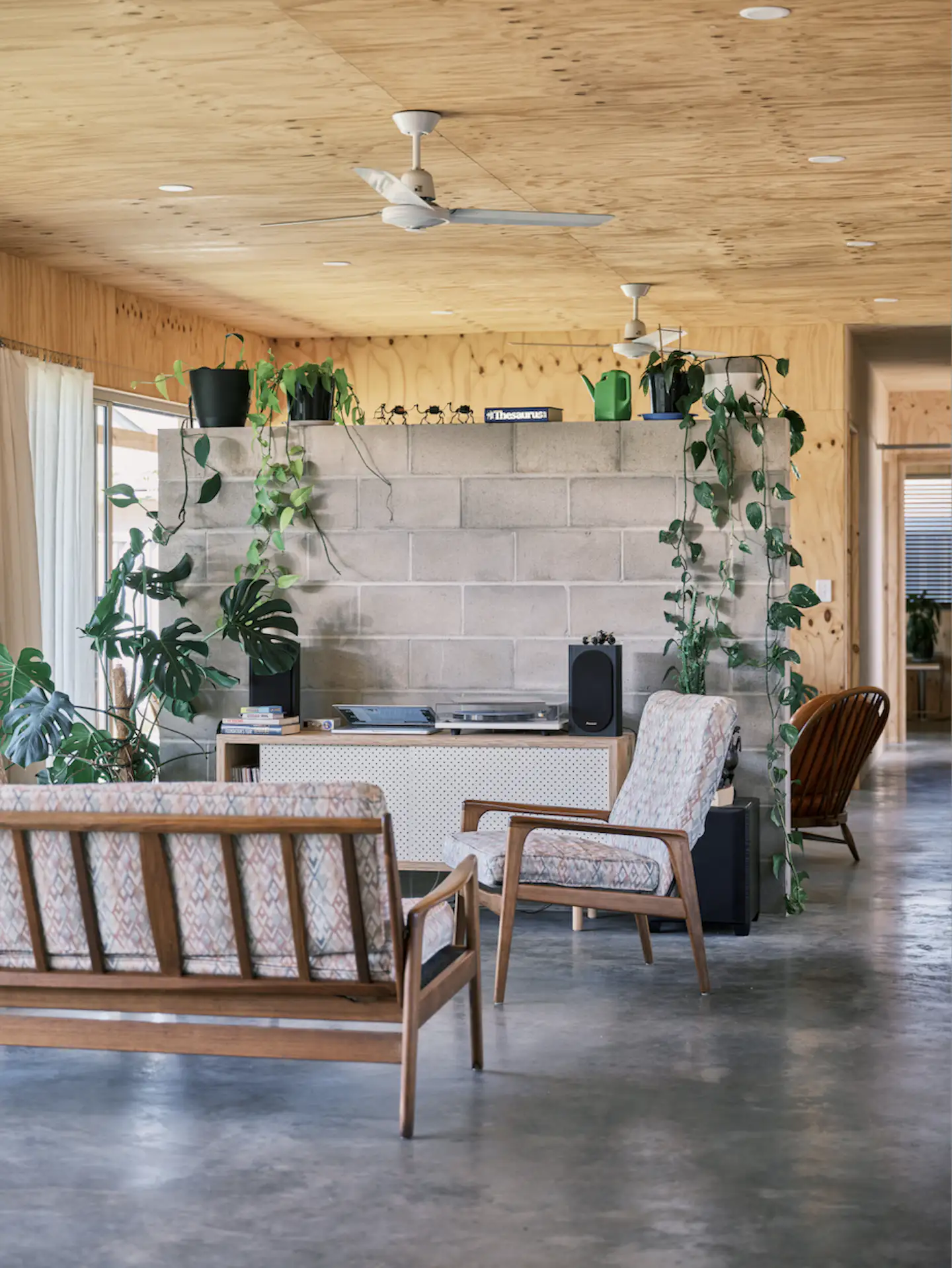 Photo 15 of 20 in This Suburban Australian Home Isn’t Afraid of a ...