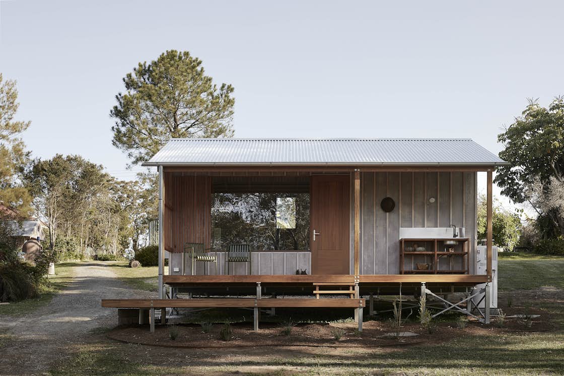 Fresh Indoor Air and Healthy Materials: These Tiny Prefabs Pack In ...