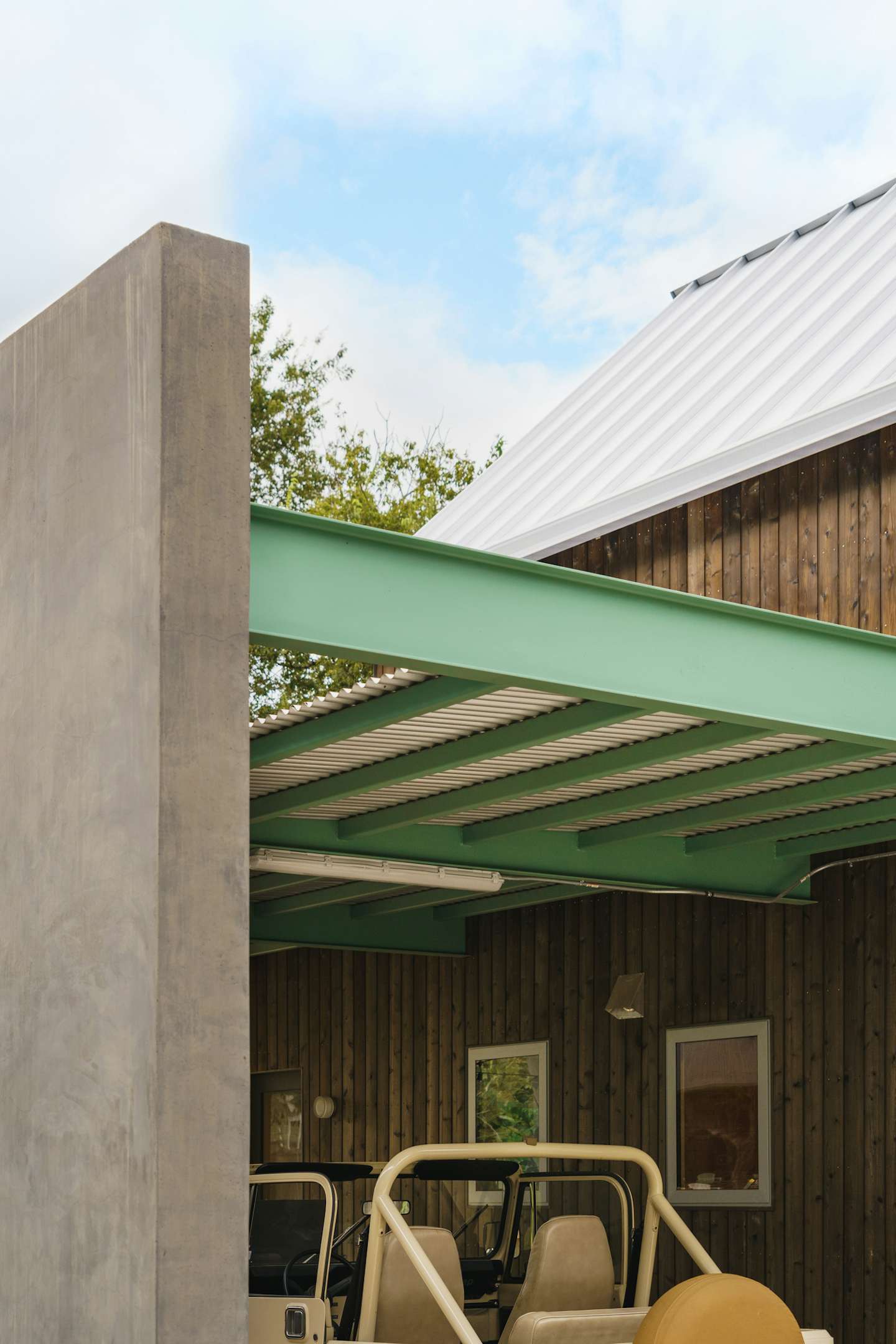 Photo 7 of 15 in This Backyard House in Austin Maxes Out the City’s ADU ...