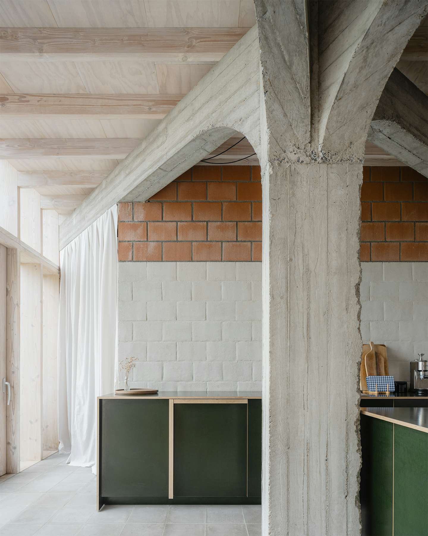 Photo 12 of 13 in A Surprising Concrete Column Keeps This Backyard ...