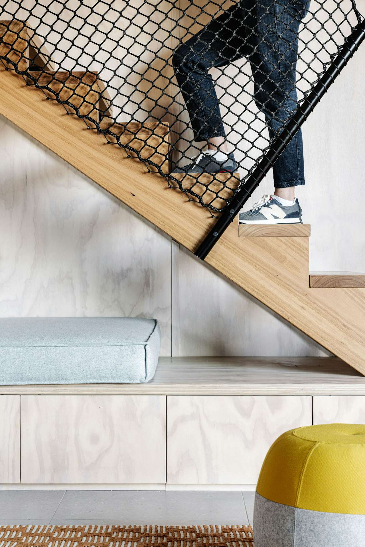 A Colorful Mural Makes a Large Impact on This Tiny Coastal Retreat - Dwell