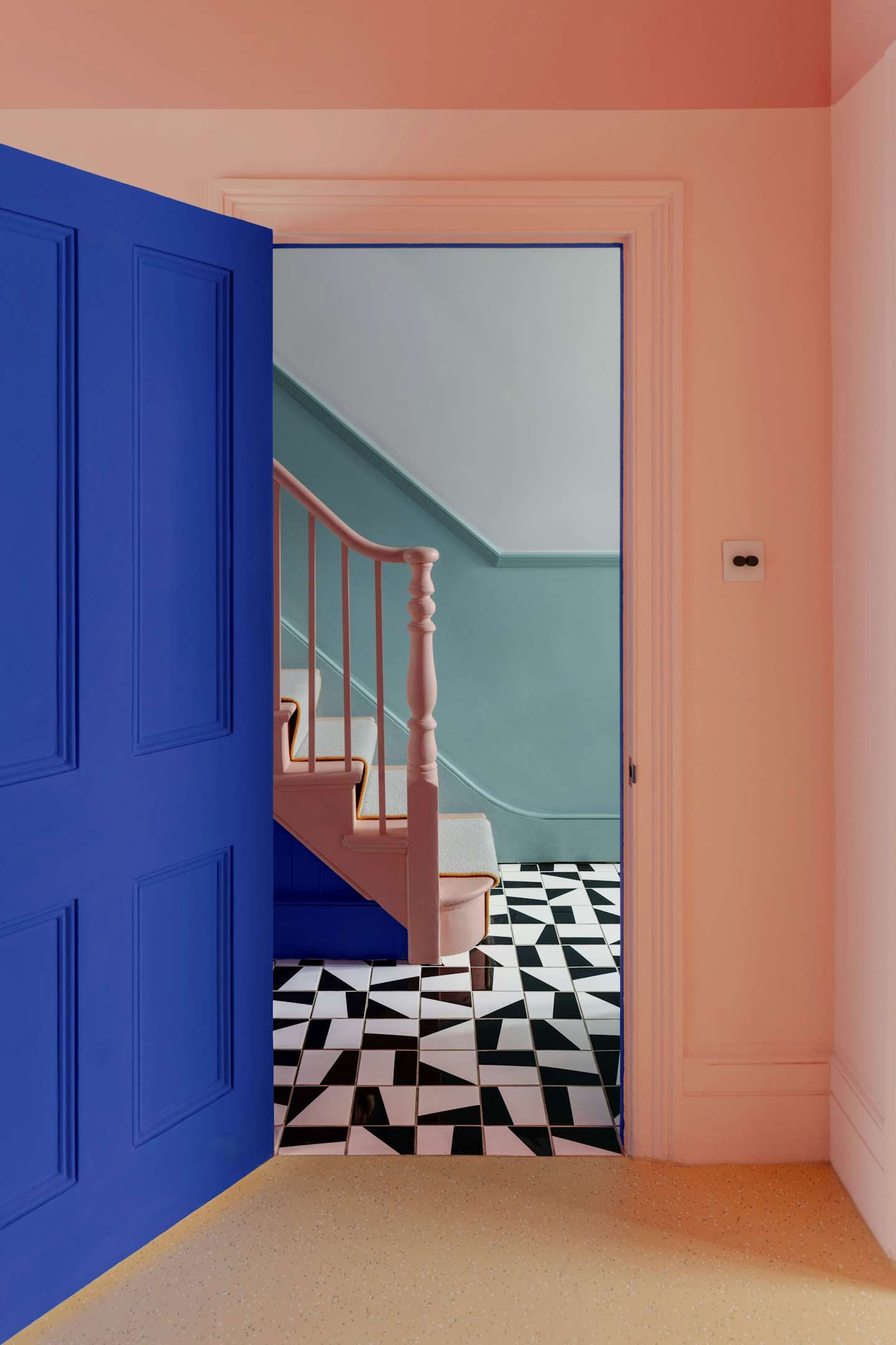 Photo 3 of 14 in In London, a Victorian Gets a Bubblegum Pink Makeover ...