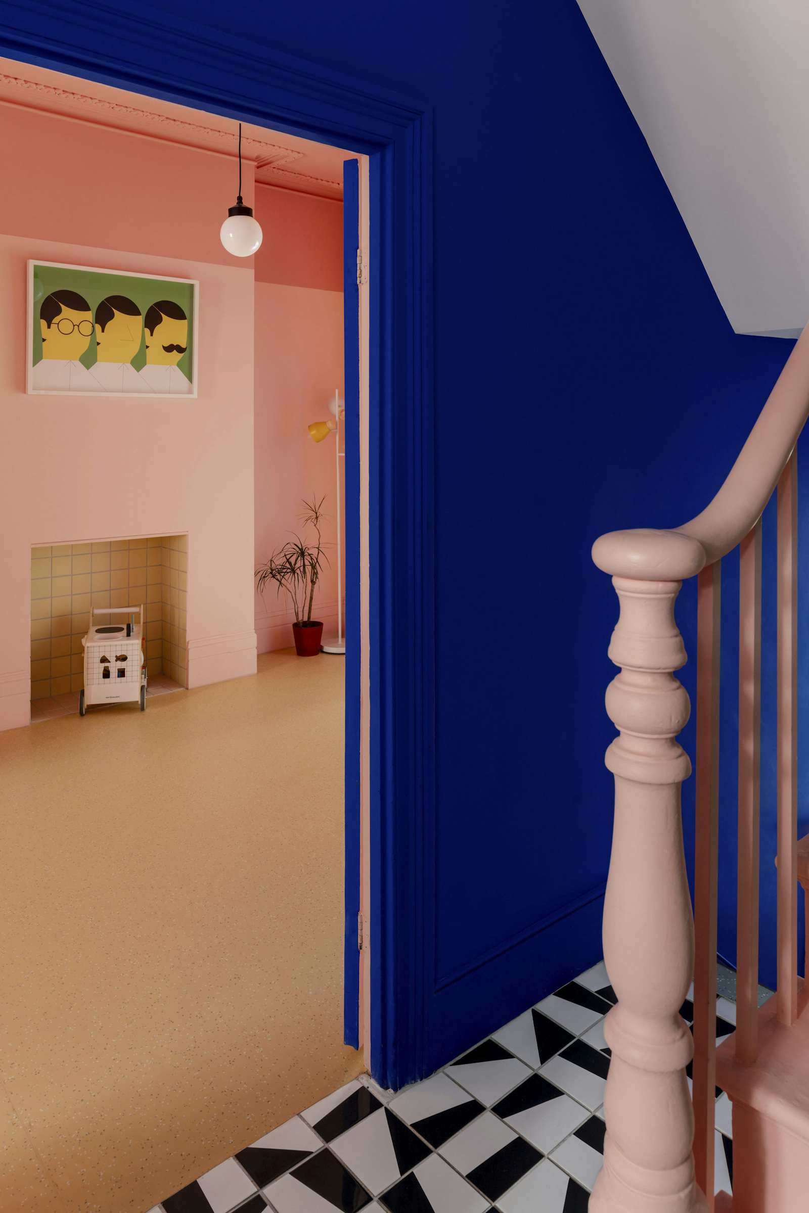 Photo 5 of 14 in In London, a Victorian Gets a Bubblegum Pink Makeover ...