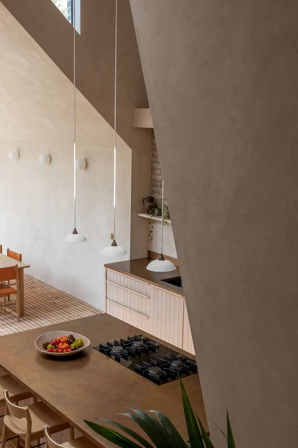 Photo 9 of 23 in An Expansion Cracks Open a Dark London Townhouse - Dwell