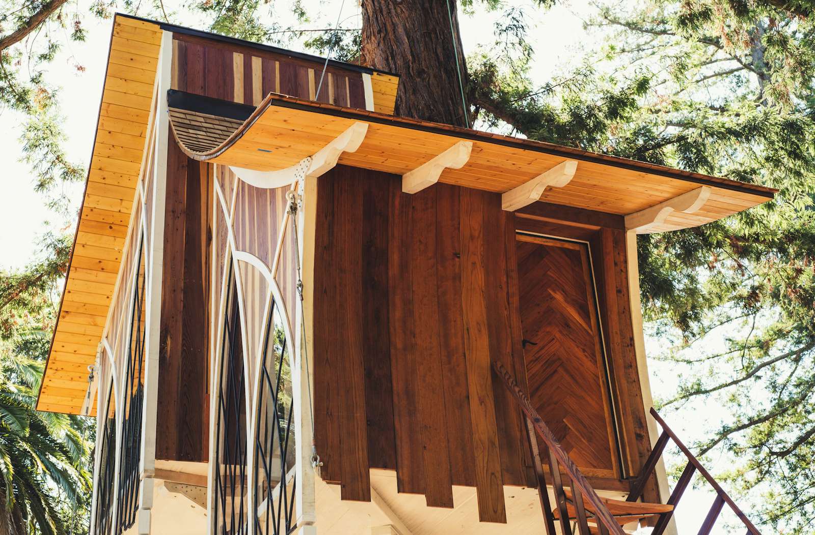 Photo 7 of 8 in If You Can Dream It, This Tiny Tree House Maker Can ...