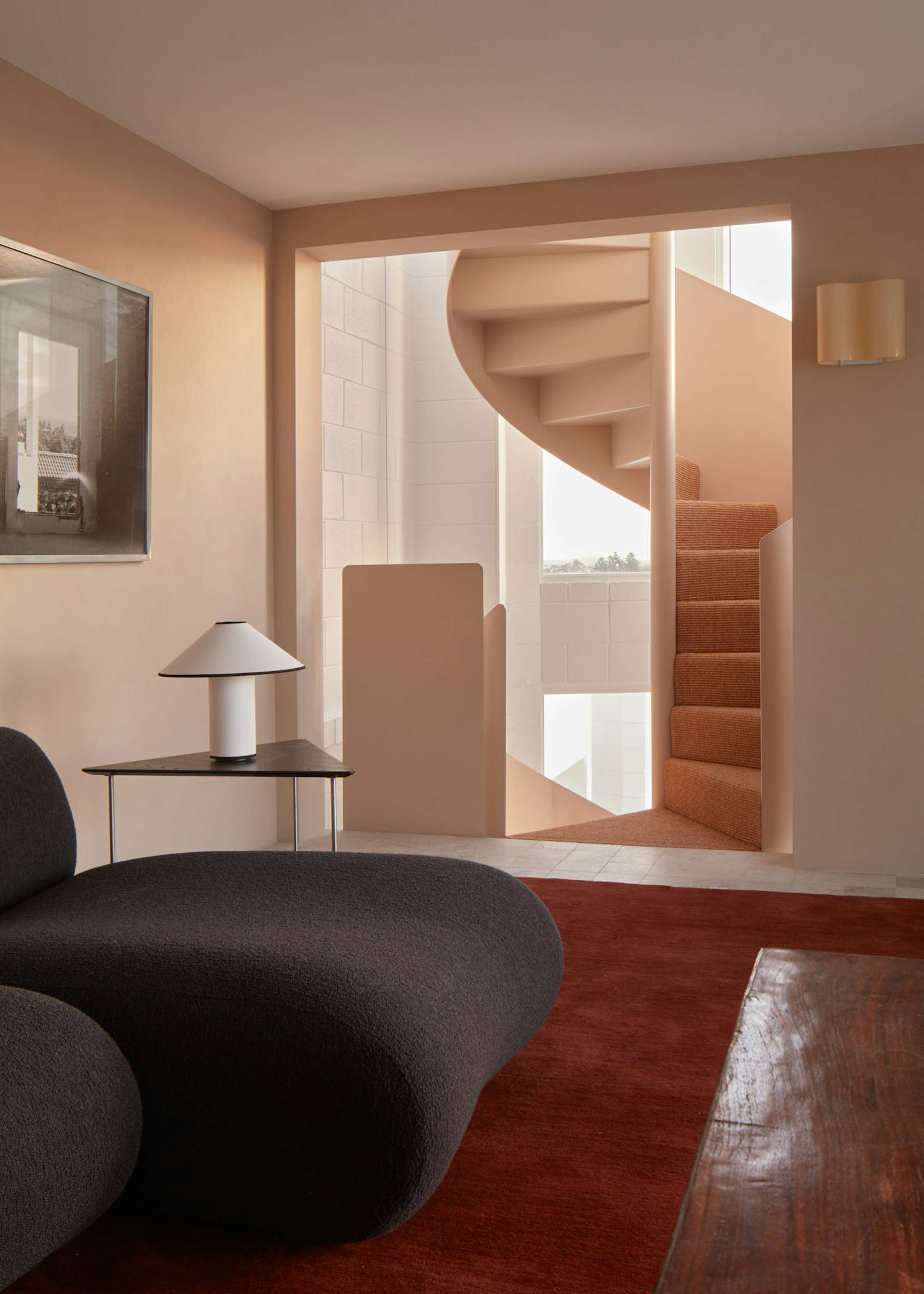 Photo 14 of 32 in Iwan Iwanoff Designed Some of Australia’s Most ...