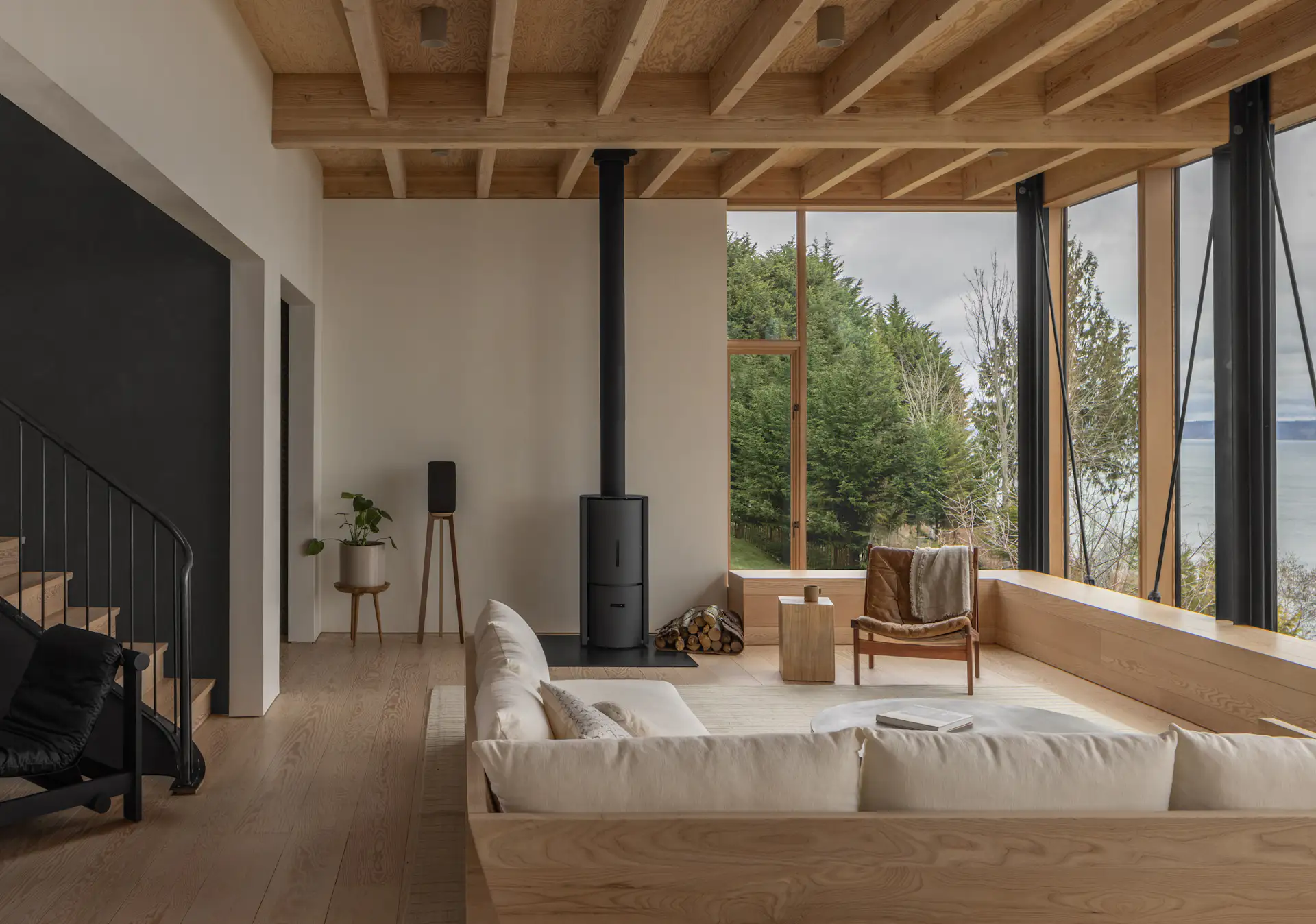 Photo 10 of 15 in This Renovated Family Cabin Feels Like It’s Hovering ...