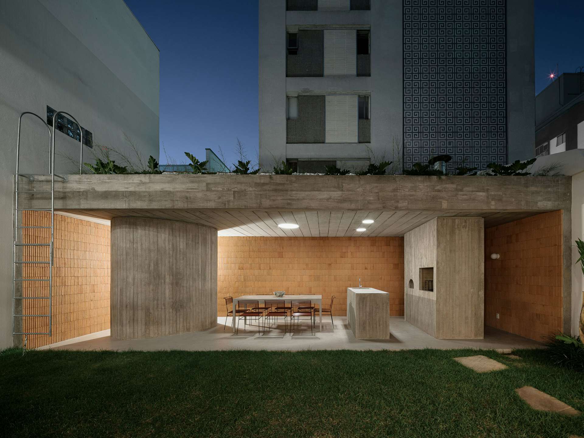 Photo 12 of 15 in This São Paulo Home’s Garage Is Now a Lush Entry ...