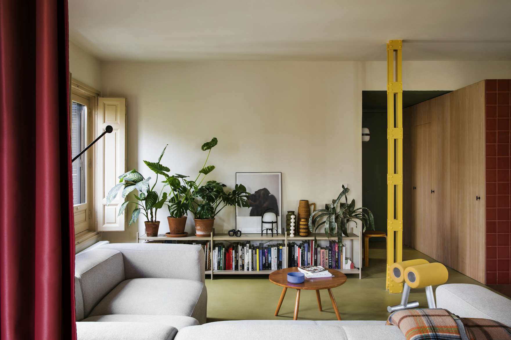 Photo 4 of 15 in A Crimson Curtain Makes This Madrid Flat Look Like a ...