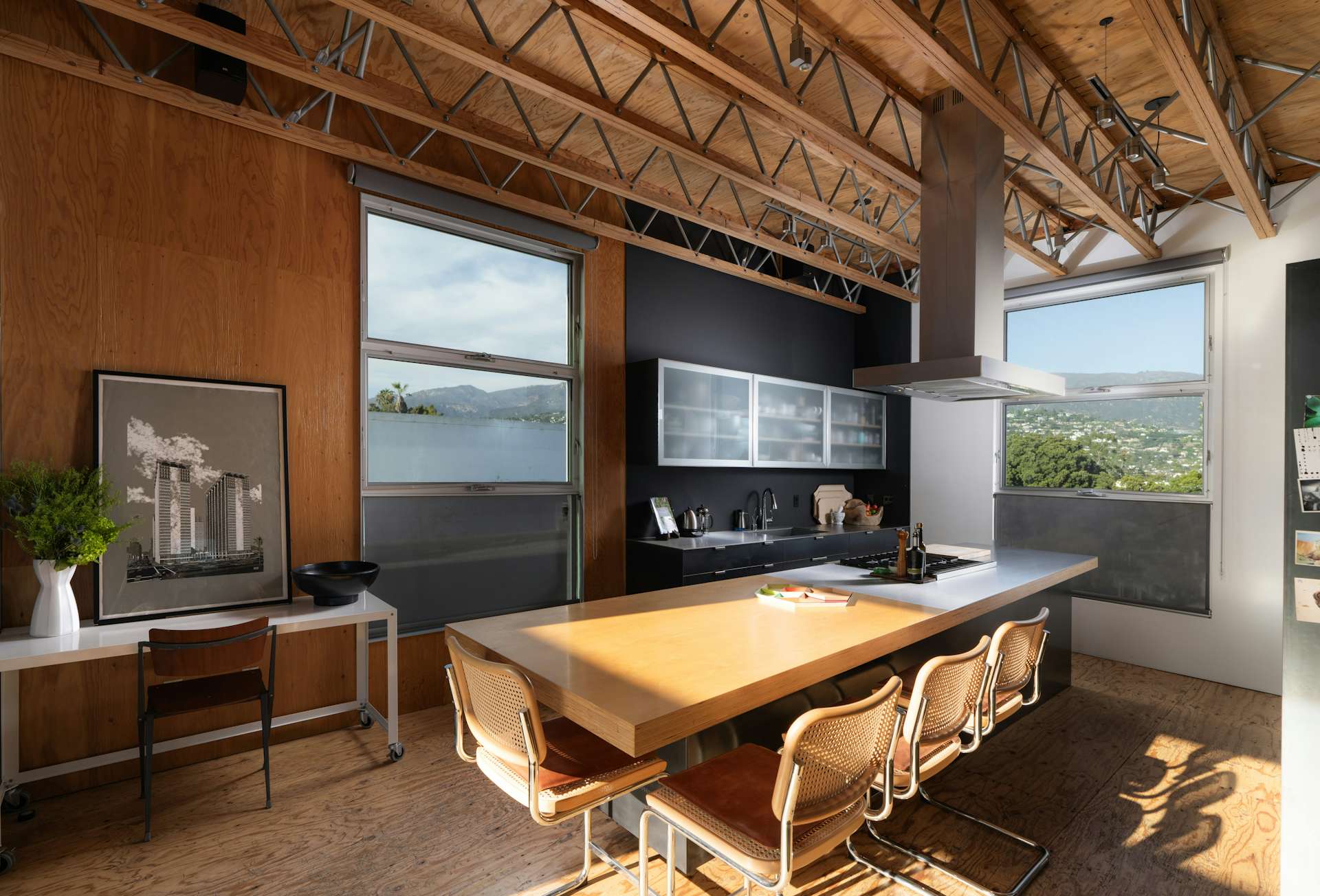 Photo 7 of 16 in Architect Robin Donaldson Just Listed His Santa ...