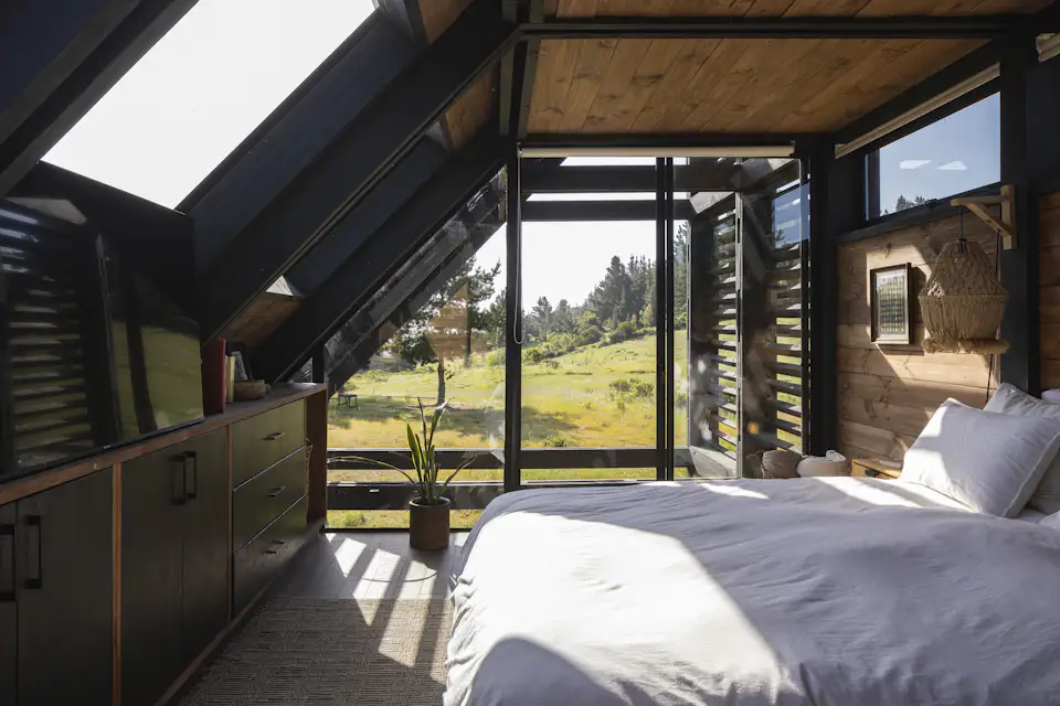 Photo 7 of 15 in A Wedge-Shaped Cabin Braces for Wind on the Chilean ...