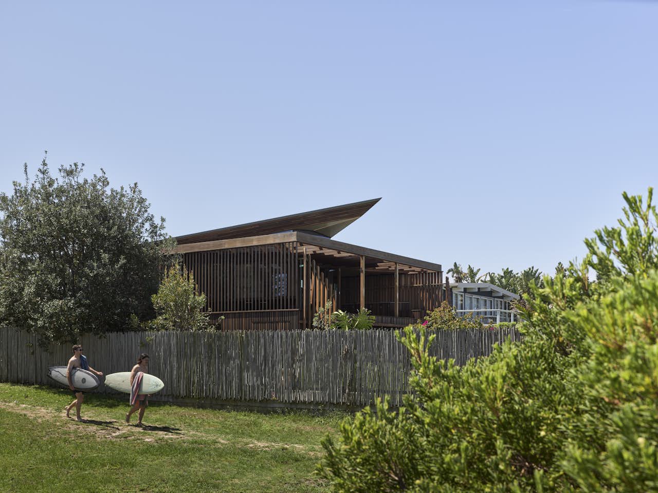 Photo 4 of 22 in In Australia, a Beach Shack Beloved by Locals Gets a ...