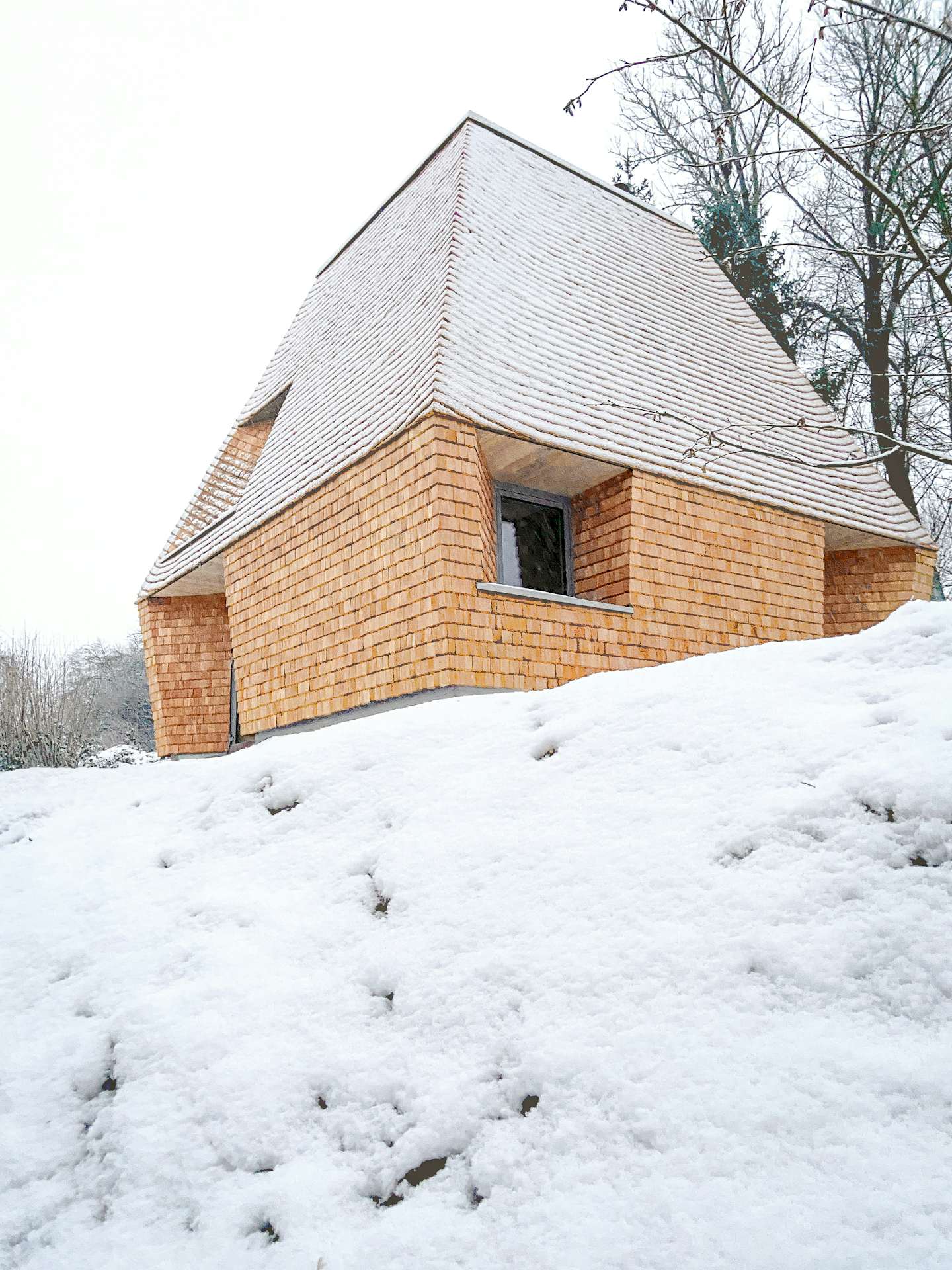 Photo 2 of 11 in No Metal or Glue Here: This Cabin in Bavaria Came ...