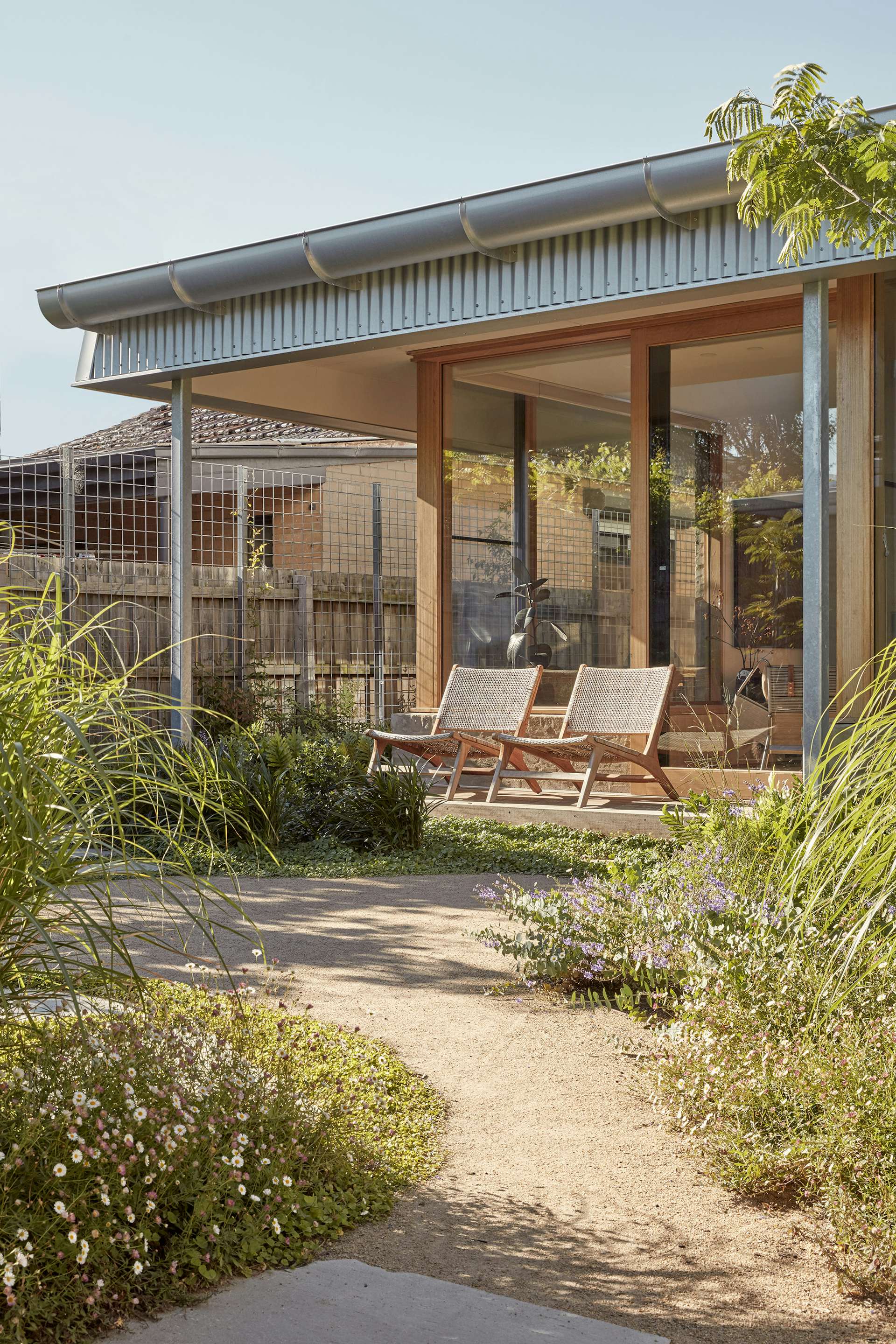 Photo 6 of 16 in Passive Design Strategies Abound in This Expanded ...