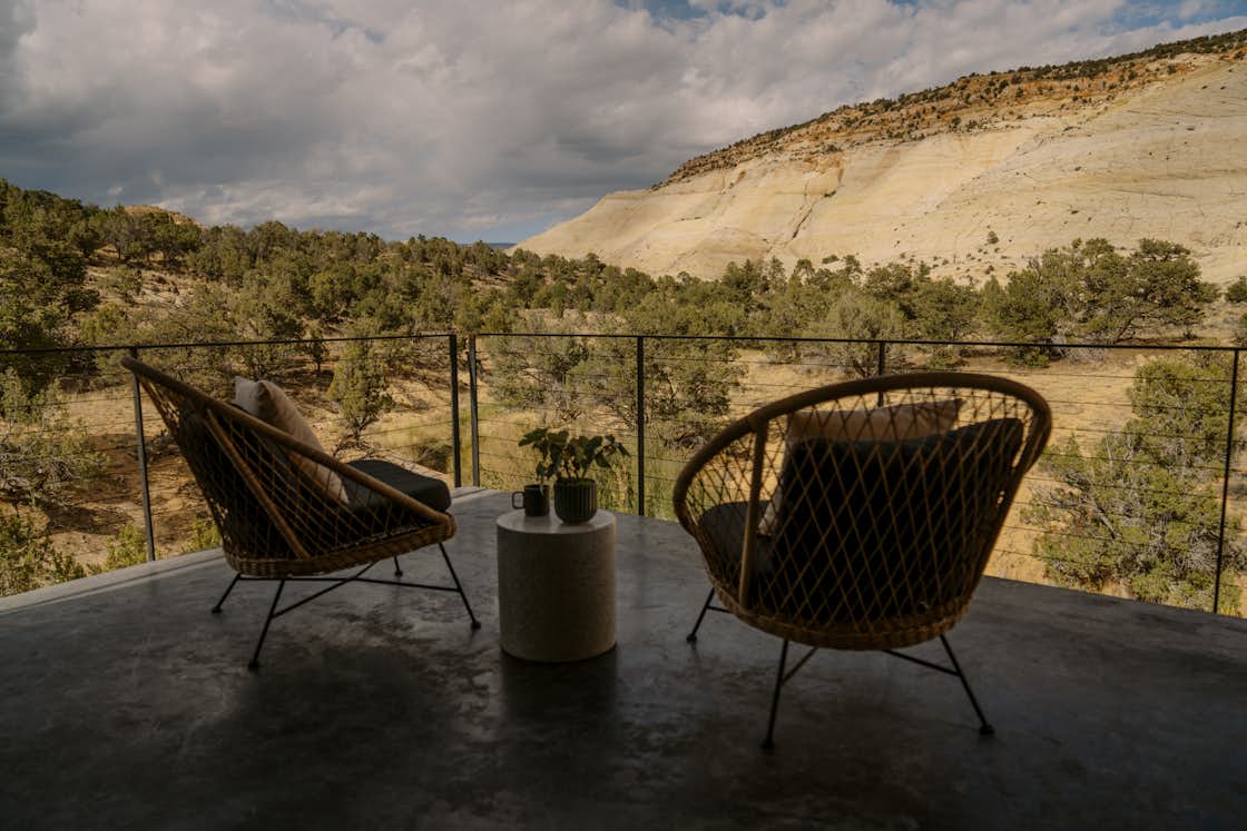 Photo 16 of 17 in A Late-in-Life Home Designer Just Created a Bachelor ...