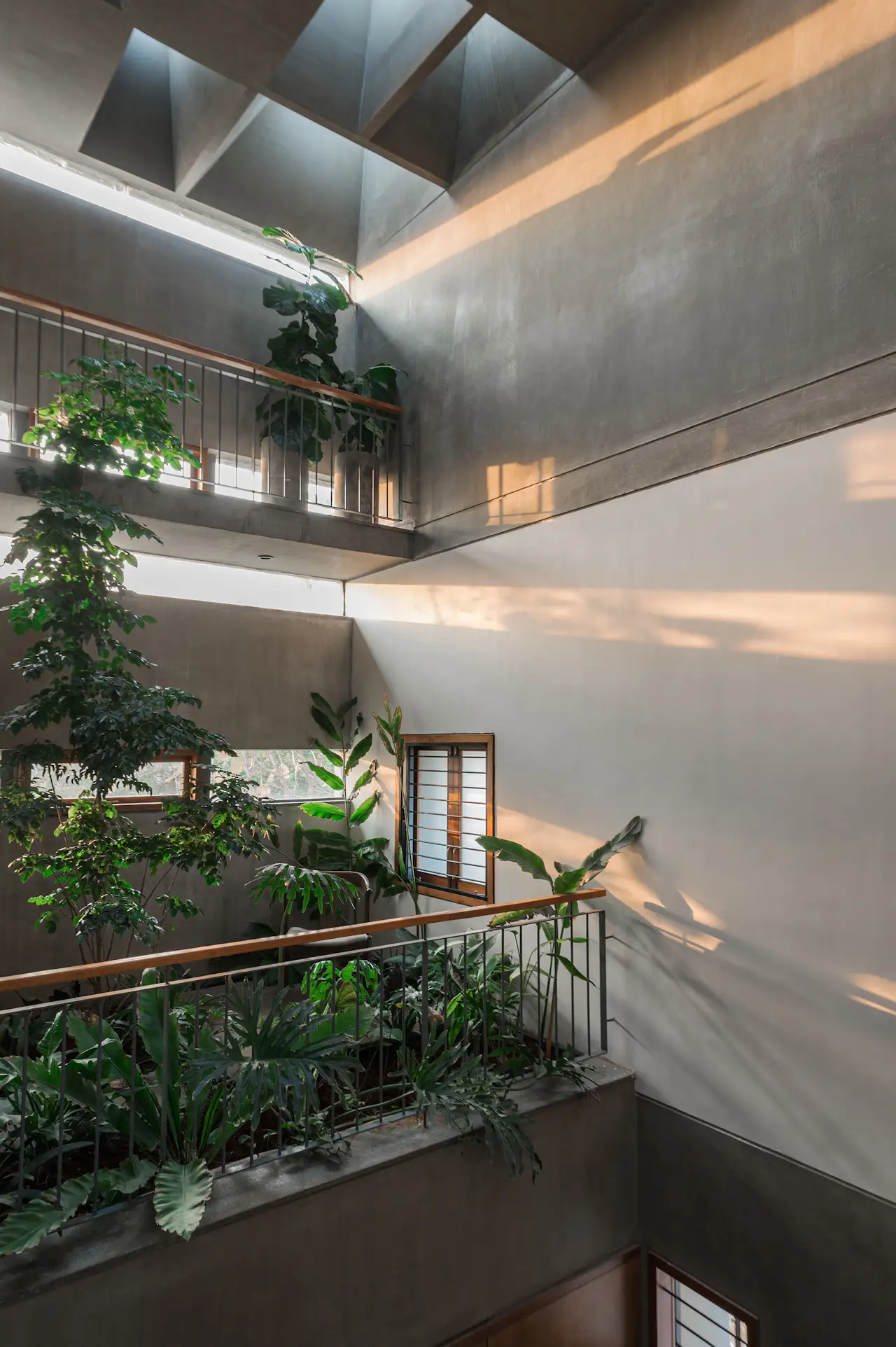 Photo 14 of 20 in The Skylight Steals the Show at This Vertical ...