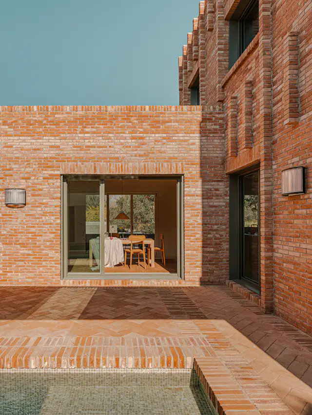 Photo 5 of 15 in Flexibility Is at the Forefront of This Brick Home in ...