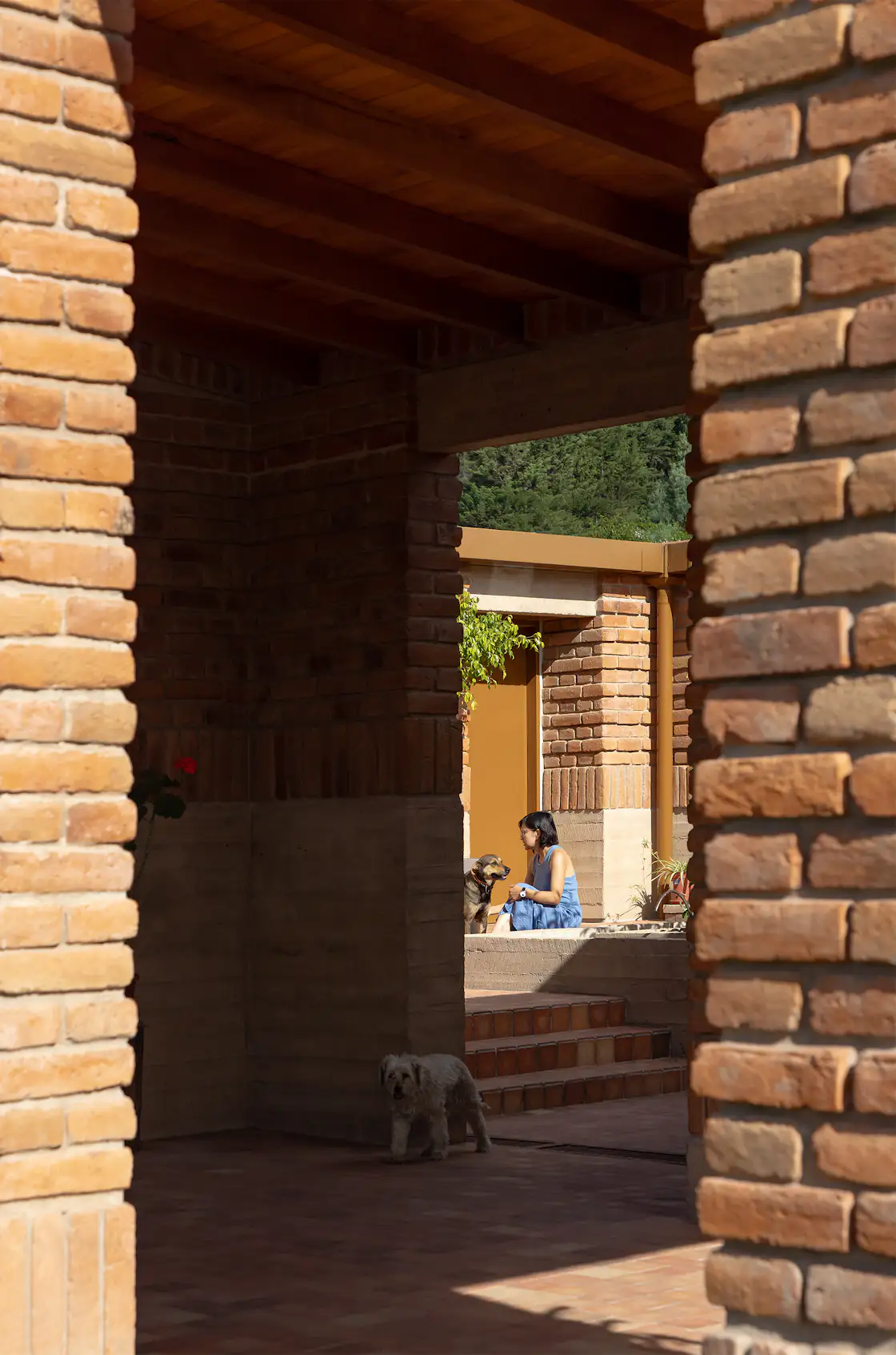 Photo 11 of 15 in The Bricks of This Quito Home Were Handmade at the ...