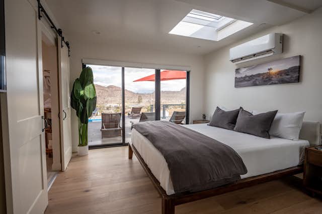 Photo 13 of 14 in Blok Studio - Joshua Tree Container Home by sean ...