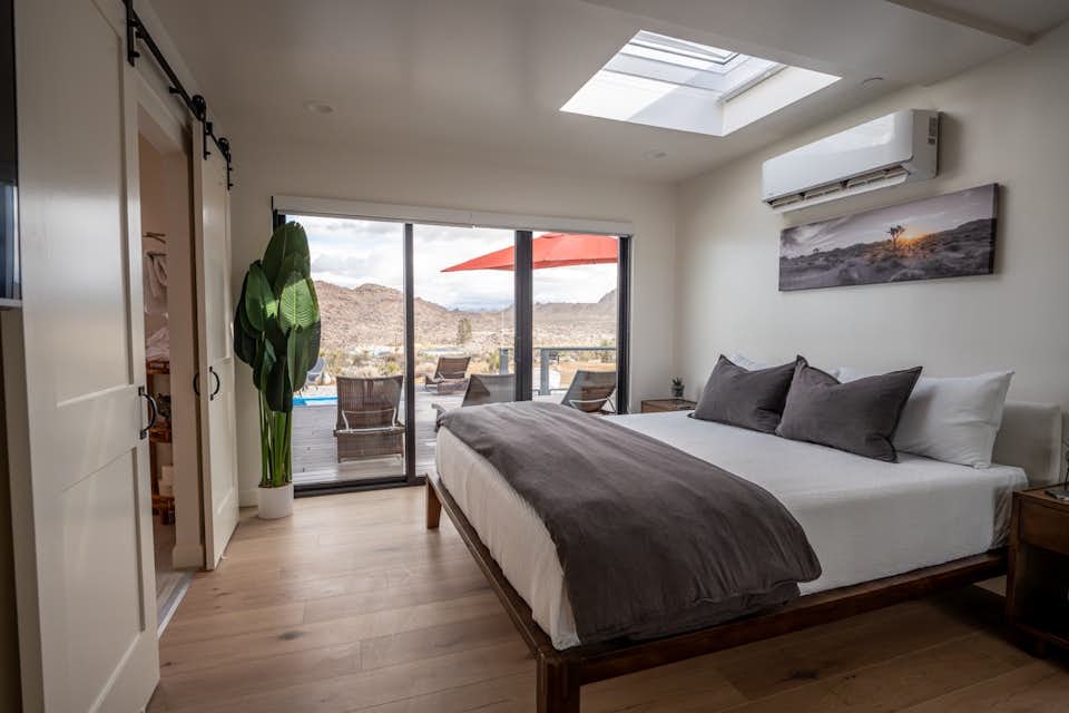 Photo 13 of 14 in Blok Studio - Joshua Tree Container Home by sean ...