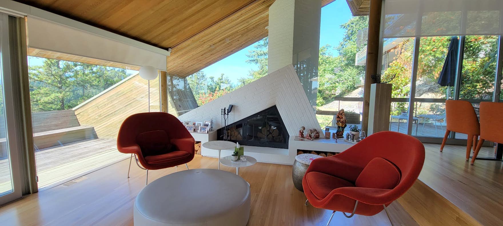 In Vancouver, a Cedar-Clad Masterwork by Arthur Erickson Asks $3.8M - Dwell