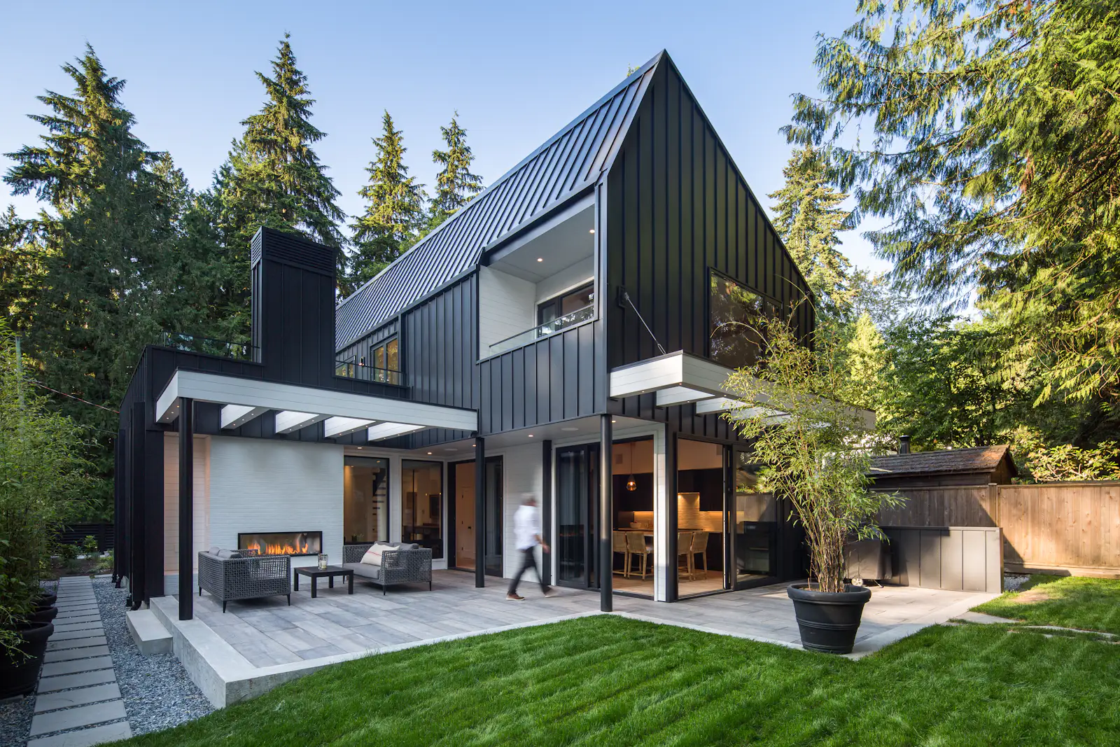 Modern Barn (12 Photos) - Dwell
