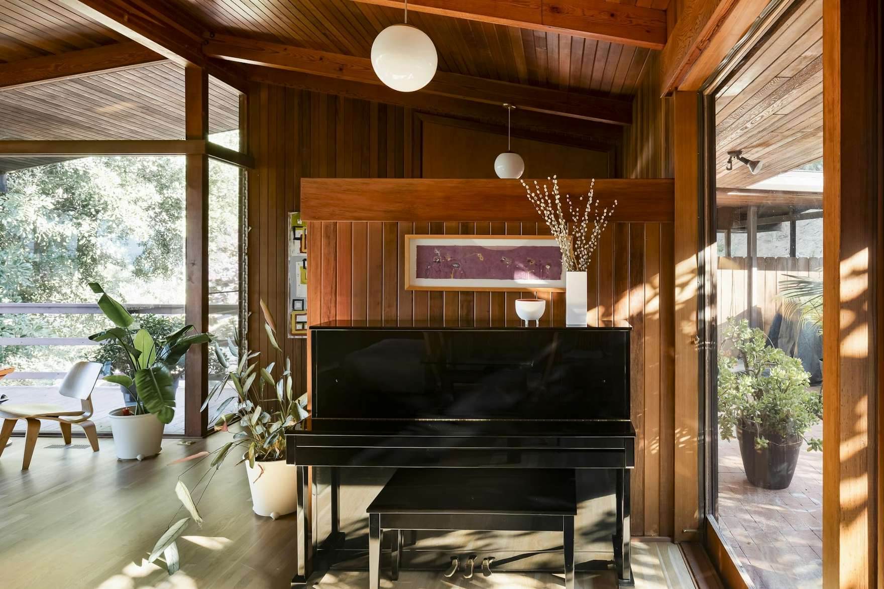 Photo 11 of 31 in The Wexler House by Lloyd Ruocco by Jeff Walker - Dwell