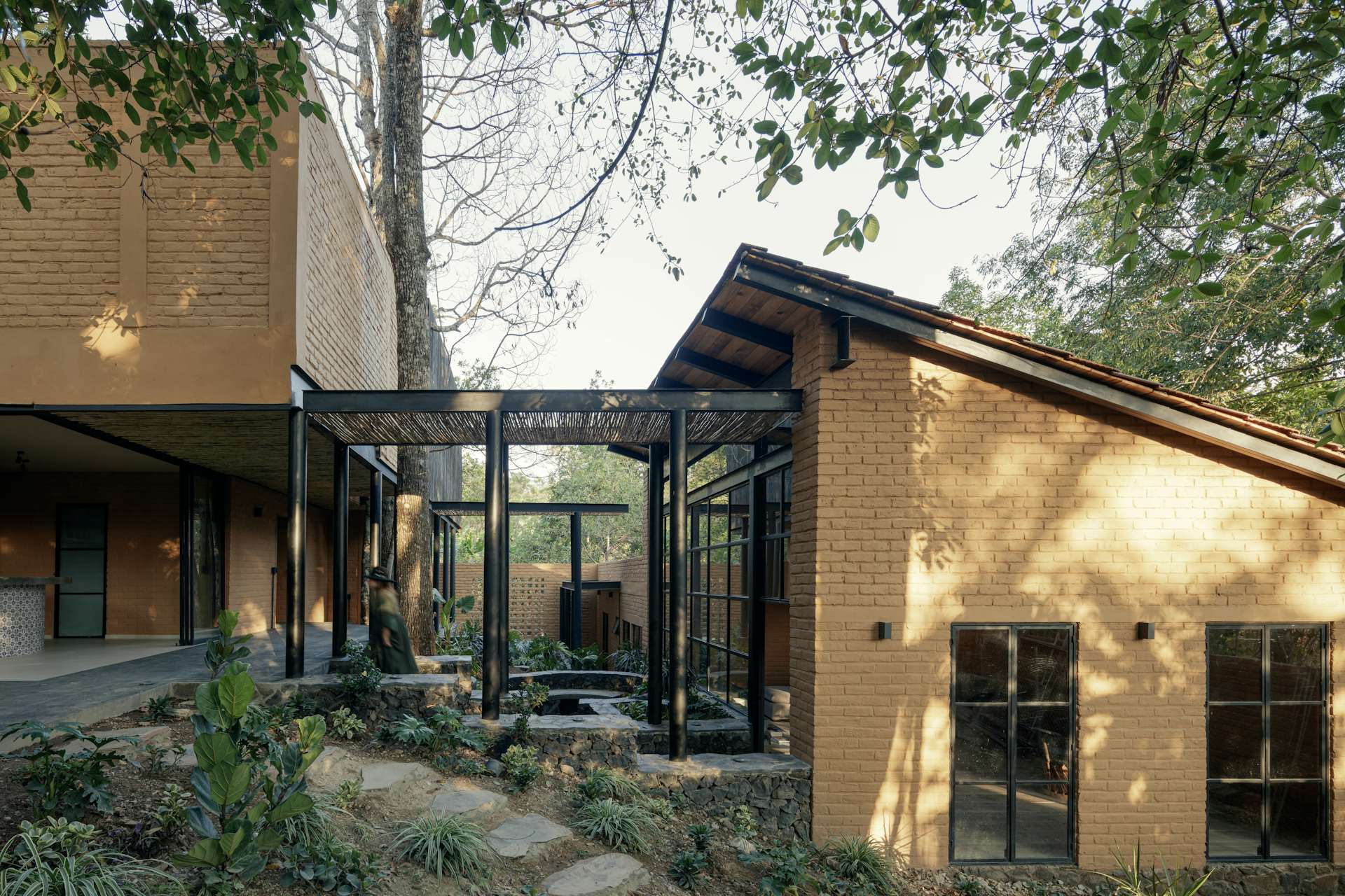 Patio House (17 Photos) - Dwell